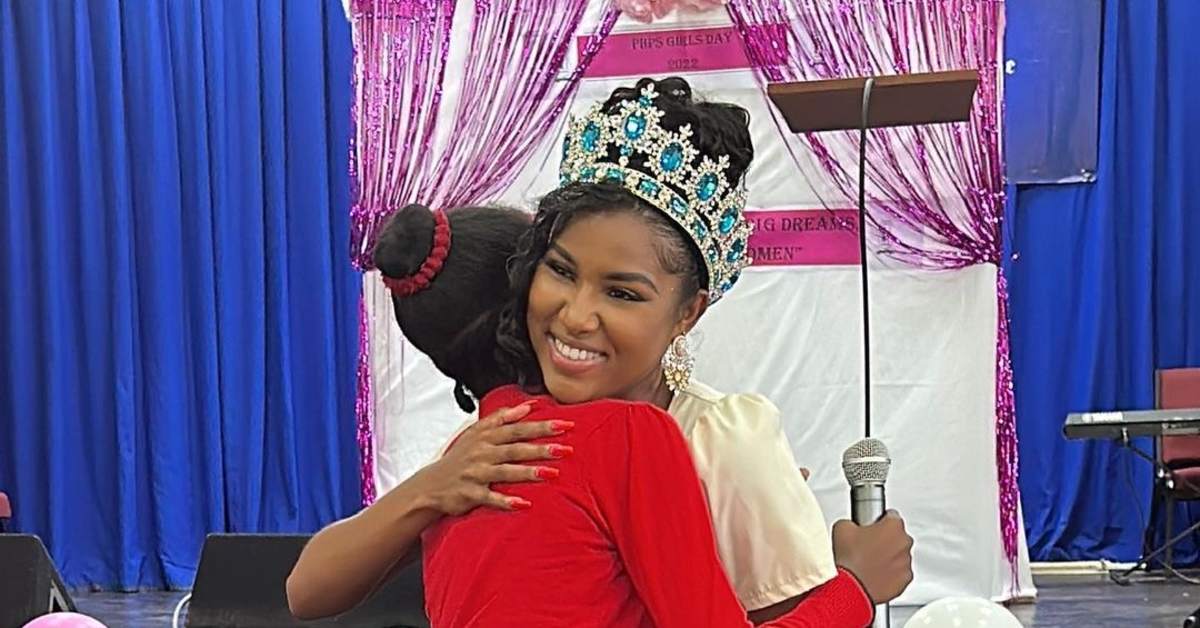 Miss Jamaica World Shanique Singh Encourages Young Girls to Dream Big ...