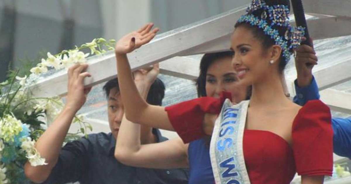 Homecoming Parade! - Miss World