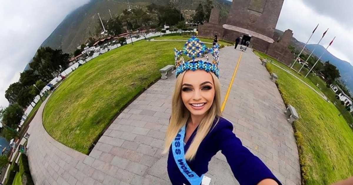 Miss World stands at the middle of the world! - Miss World Poland
