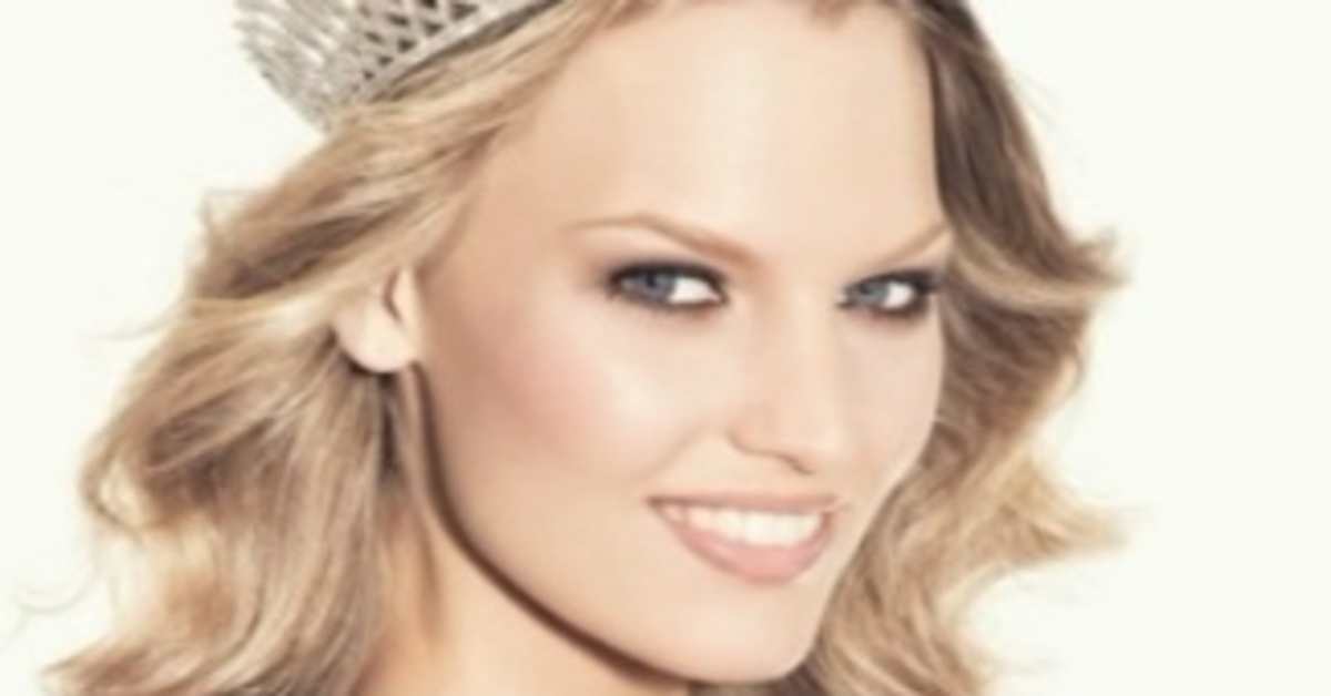 Slovakia Raises Money For Leukemia - Miss World