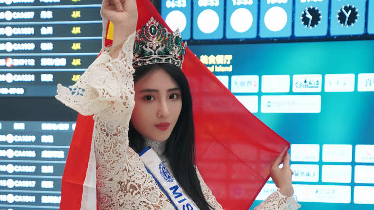 Miss World China arrived in India in pursuit of the light of dreams ...