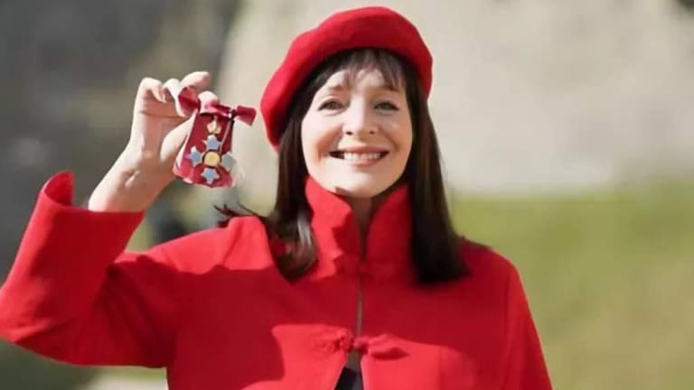 Julia Morley CBE and the 75th Humanitarian Award - Miss World