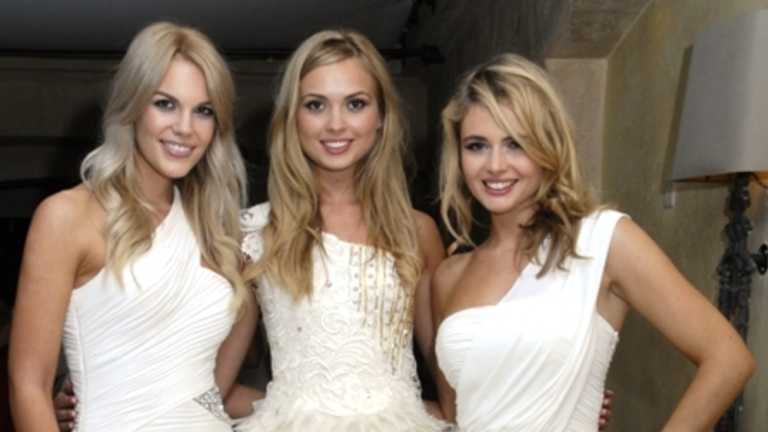 Miss England winners take to the skies for charity - Miss World