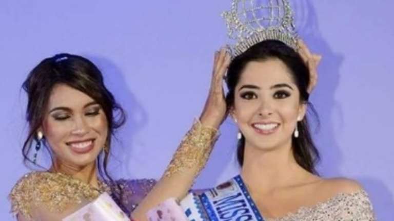 Laura Osorio Hoyos represents Colombia! - Miss World