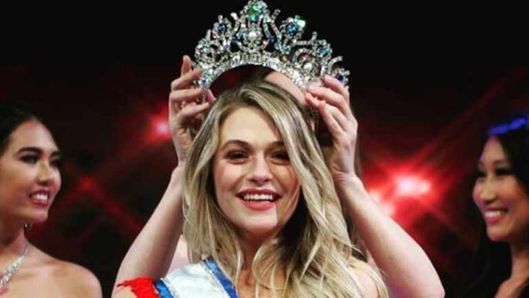 Cynthia Menard Represents Canada - Miss World