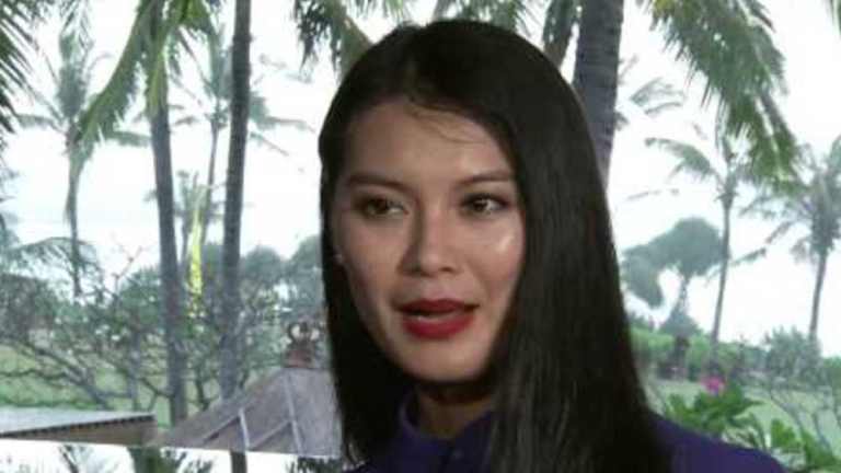 Interview with Miss World 2012 Wenxia Yu - Miss World