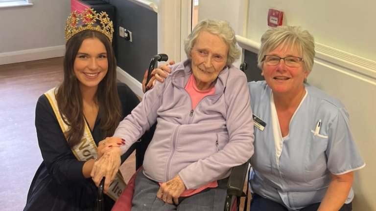 Miss World Northern Ireland Carly Wilson Attends Family Day at Spelga ...