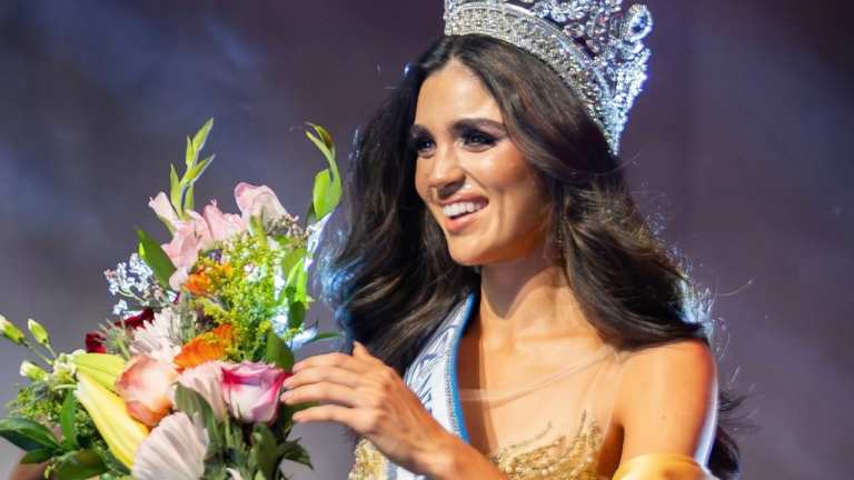 Adriana Rivas is crowned Miss World El Salvador 2025/26 - Miss World