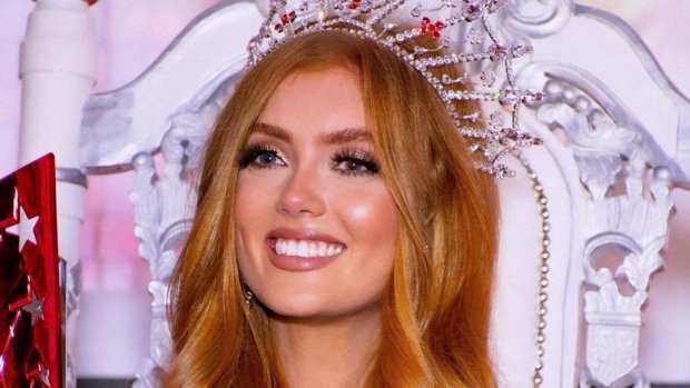 Miss England crowned - Miss World