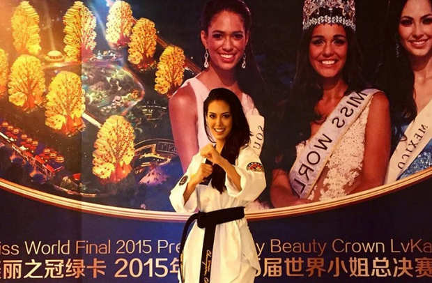 Former Miss Brazil performs at the Rio Olympics! - Miss World