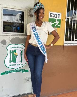 Miss Jamaica World Shanique Singh Encourages Young Girls to Dream Big ...