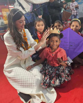 A day at school with the kids from Delhi - Miss World