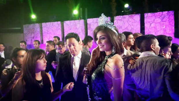 Introducing.... Ecuador! - Miss World