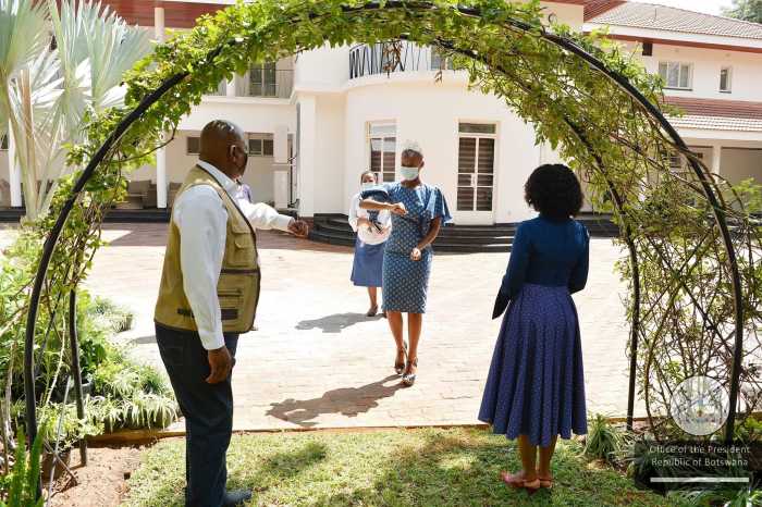 Miss Botswana Meets The President and First Lady Of the Republic Of ...