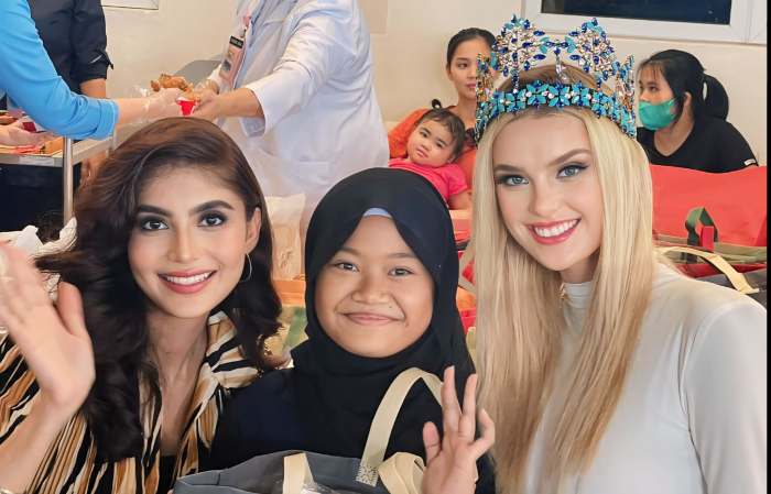 Julia Morley and Miss World visited the Children’s Hospital in Kota ...