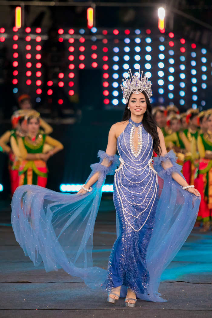 72nd Miss World Participants in Traditional Costumes - Asia & Oceania ...
