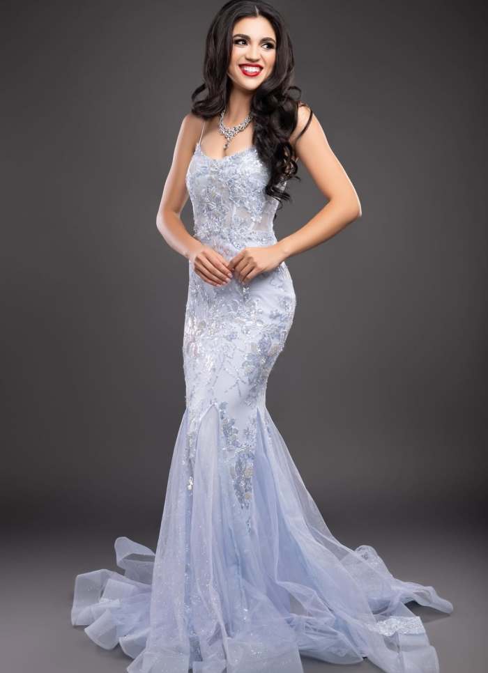 Adriana Rivas is crowned Miss World El Salvador 2025/26 - Miss World