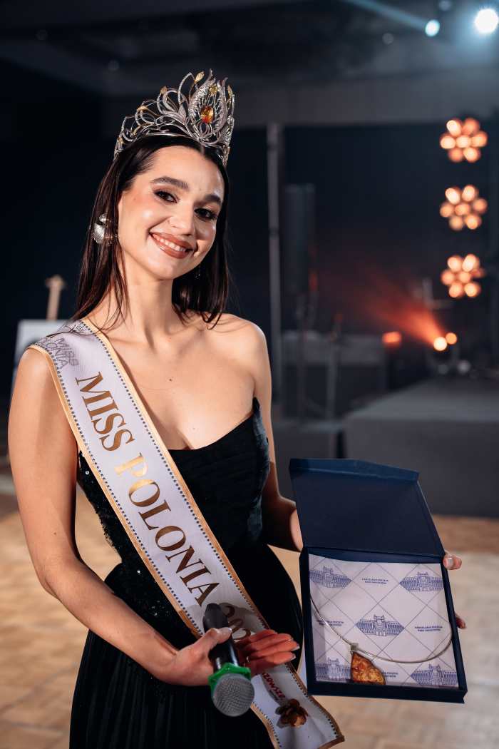 Beauty With a Mission - a Miss World Poland initiative to help children ...
