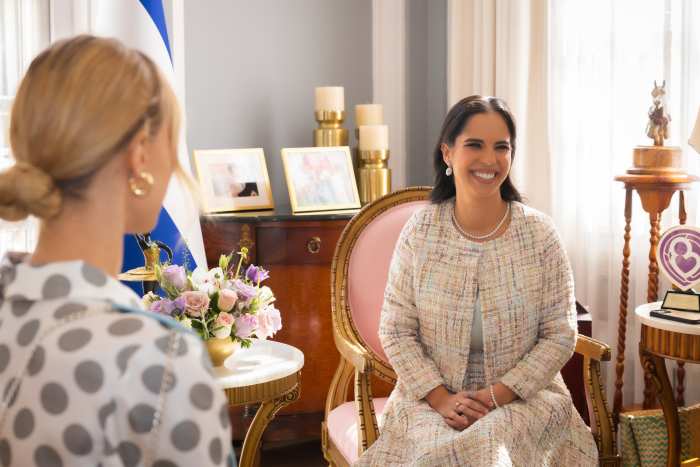 First Lady Gabriela de Bukele meets Julia Morley CBE and Miss World ...