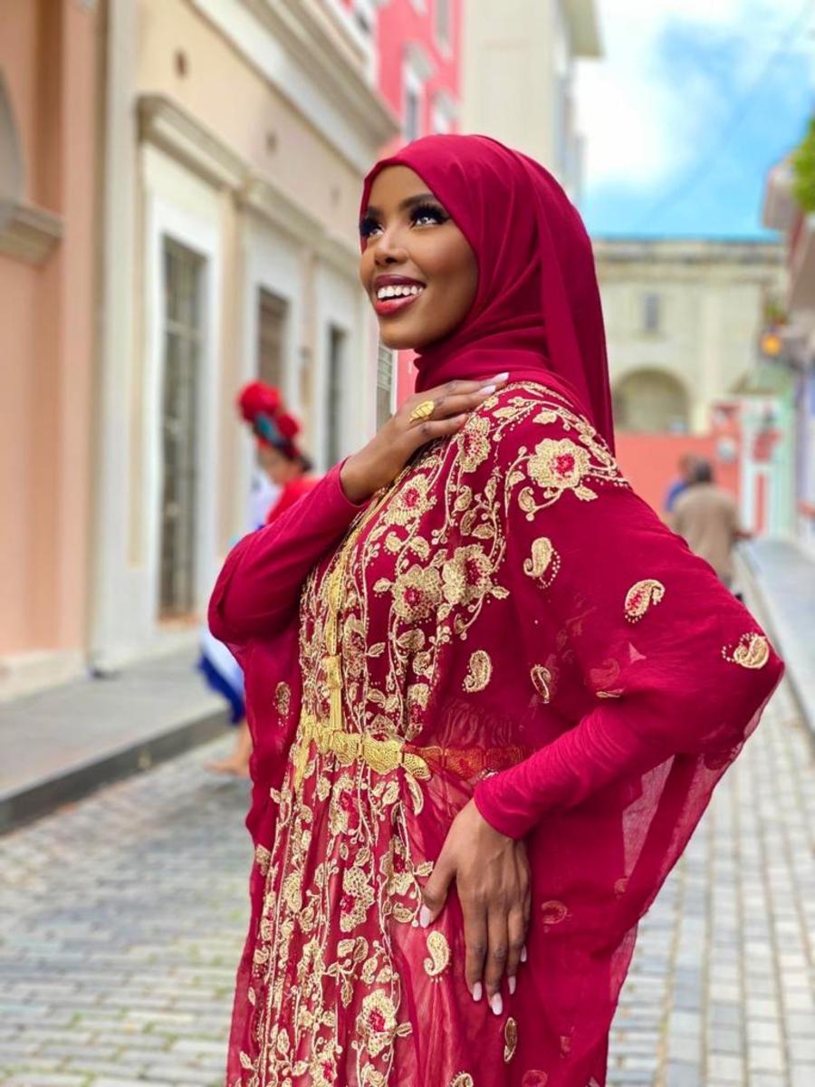 Miss World Somalia 2021 National Costume, the Dirac - Miss World Somalia