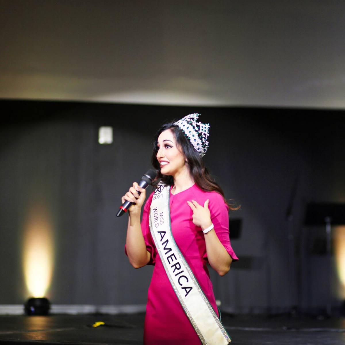 Miss World Shree Saini Speaks Empathy to Children - Miss World USA