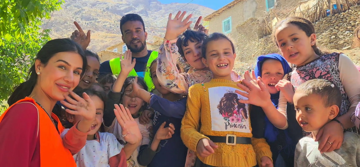 Sonia with children after the Moroccan Earthquake - September 2023 ...