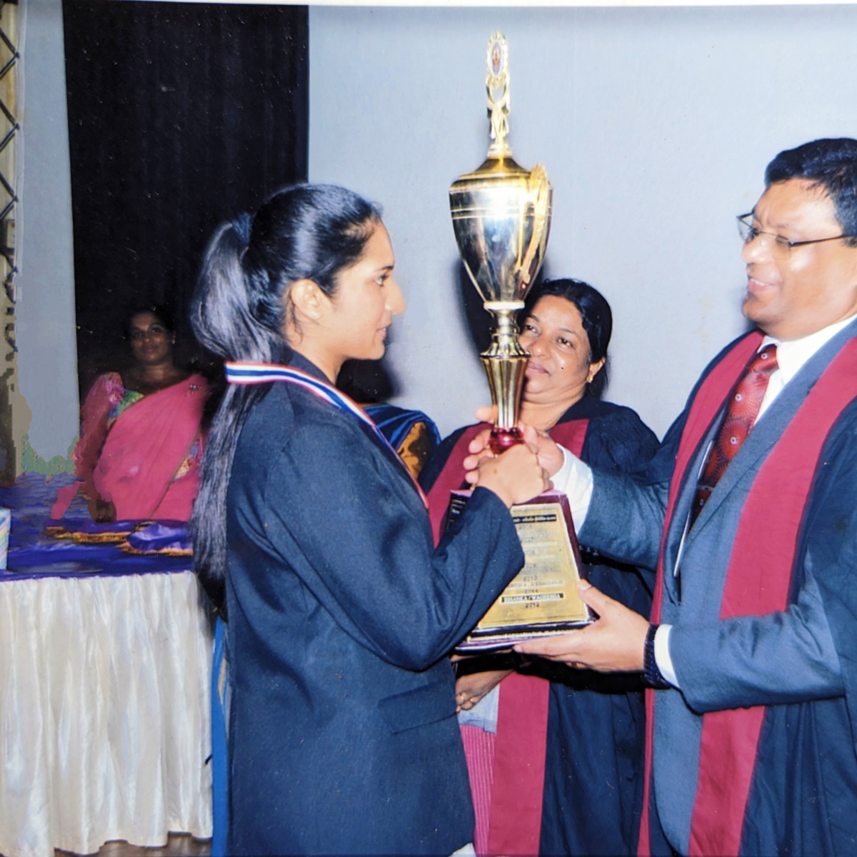 Kavindi Nethmini - School life - Kavindi Nethmini - Miss World 2023 Sri ...