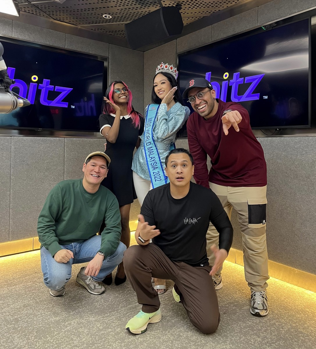 Miss World Malaysia on Hitz FM and Era FM - Wenanita Angang - Miss ...