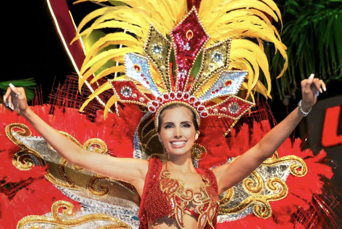 Miss World Bolivia shines as she takes center stage at the Boulevard ...