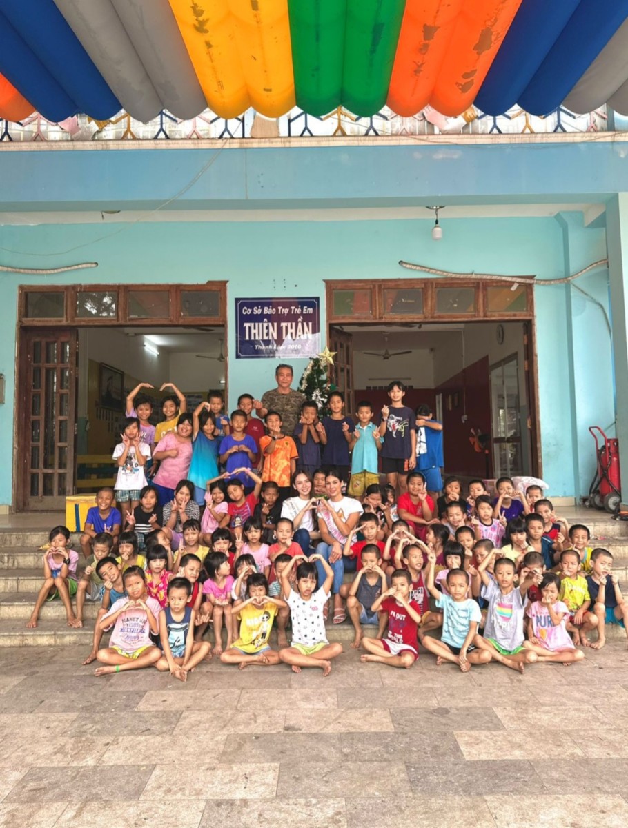 Xin Chao Vietnam - Sonia Ait Mansour - Miss World 2023 Morocco