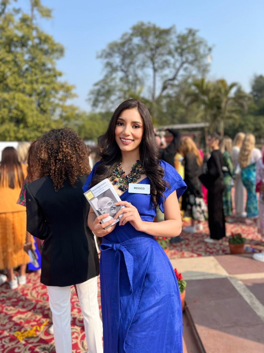 Queens meeting!!!! - Alejandra Díaz De León - Miss World 2023 Mexico