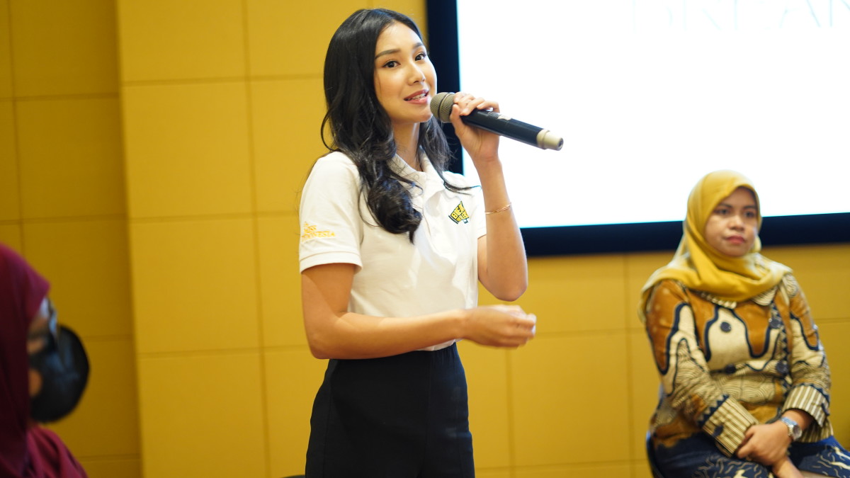 Break The Silence in Jakarta, the Capital of Indonesia - Audrey Susilo ...