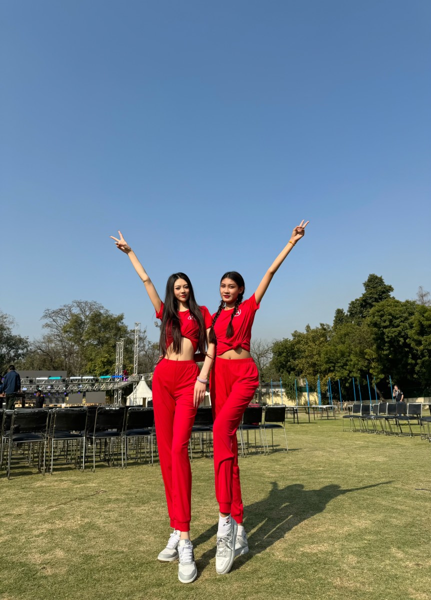 Cheers for the Red Team - Mengli Li - Miss World 2023 Macau China