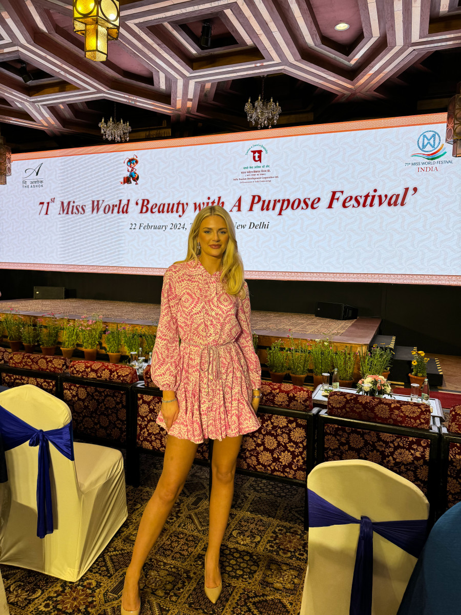 Dinner - Chelsie Allison - Miss World 2023 Scotland