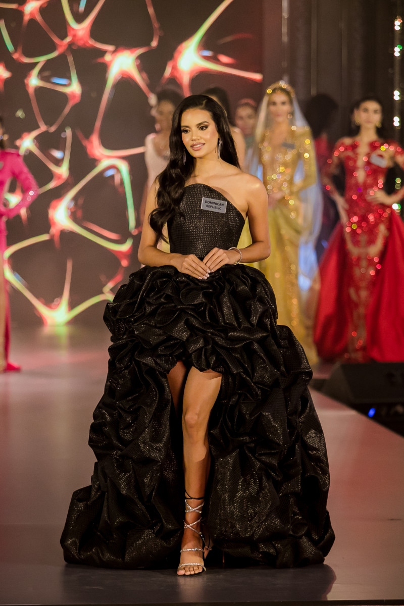 Best Designer Award: USA wins the Best Designer Award in America - Miss ...