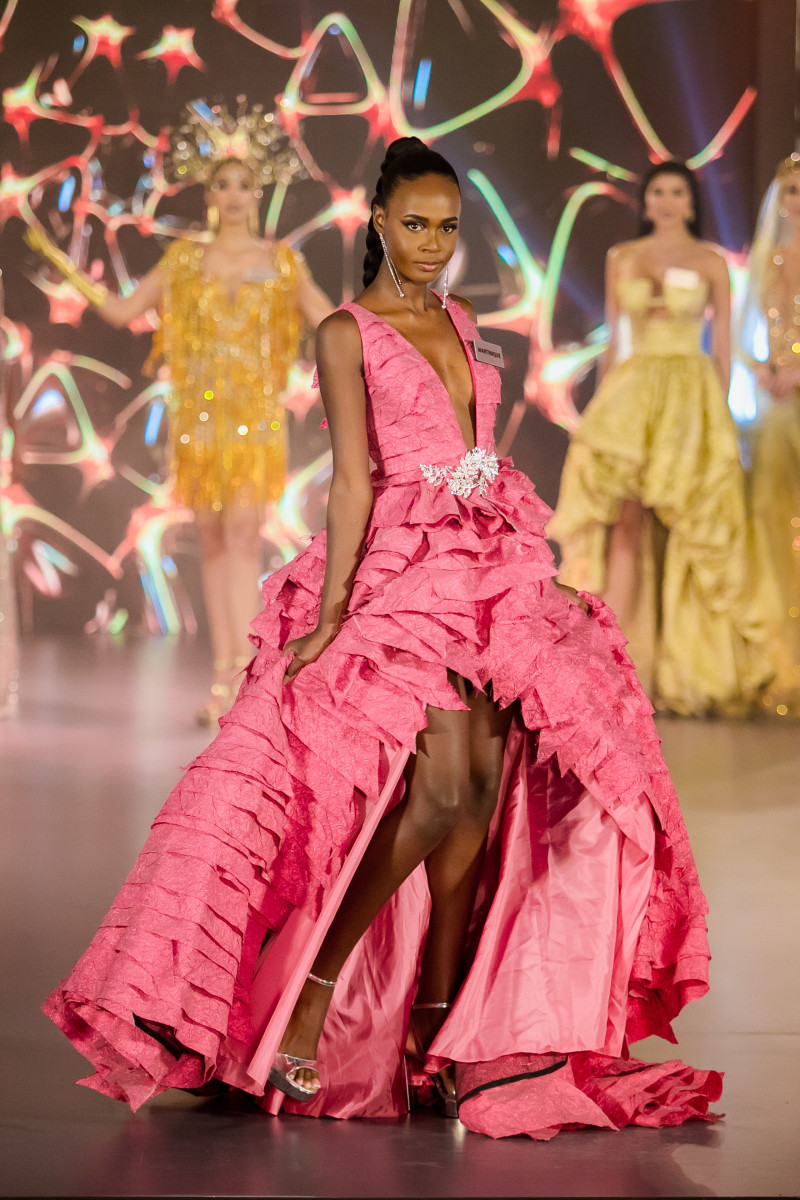 Best Designer Award: USA wins the Best Designer Award in America - Miss ...