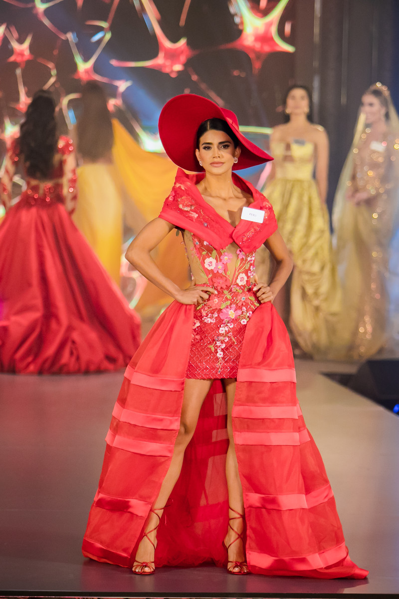 Best Designer Award: USA wins the Best Designer Award in America - Miss ...