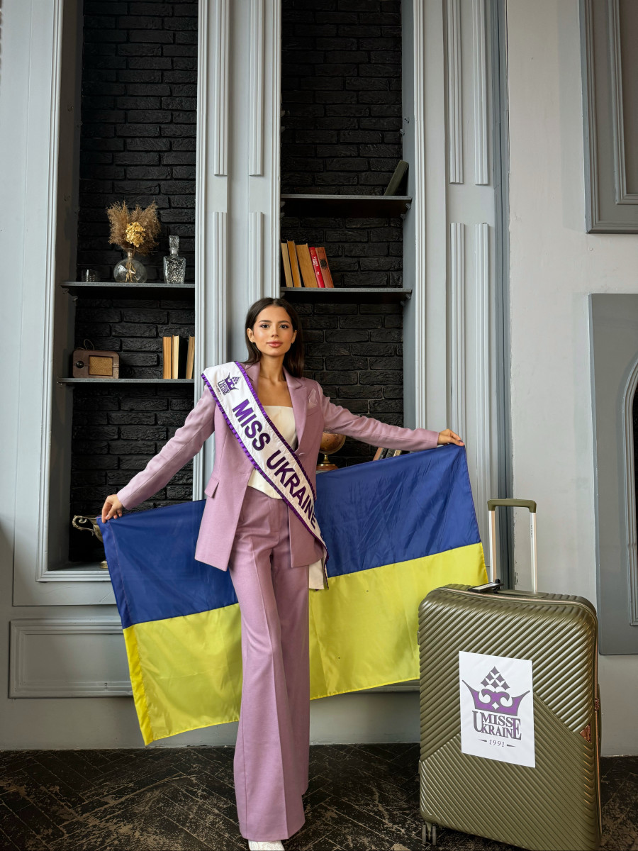 Miss World Ukraine’s 2023 path to India started 🇺🇦 ️🇮🇳 - Sofiia Shamiia ...