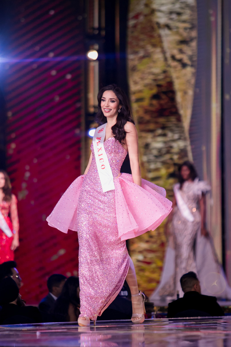 71st Miss World - see the candidates from the Americas and the ...