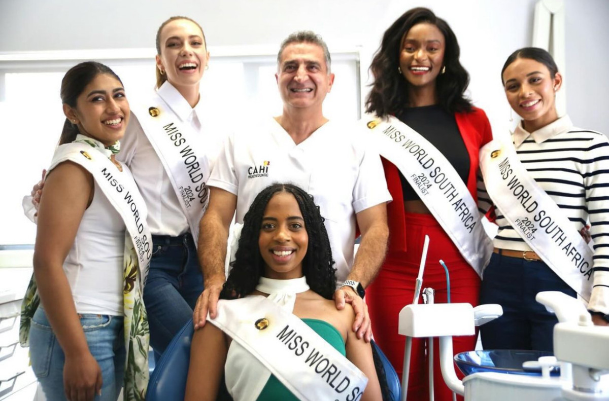 Miss World SA finalists spend time with orphans - Miss World