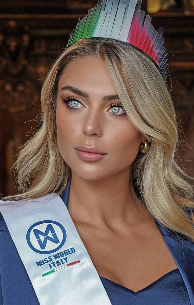 Miss World Italy 2024 is the godmother of “Trasporto Macchina di Santa ...