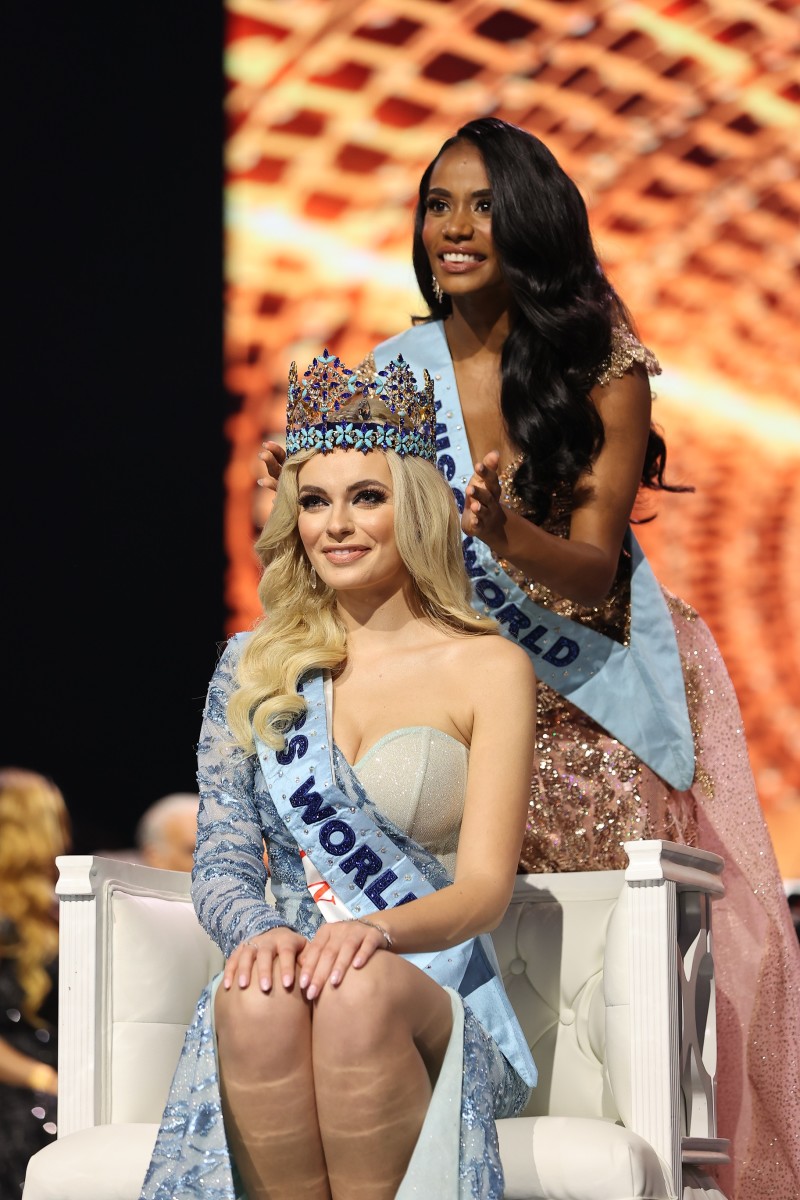 Karolina Bielawska from Poland crowned the 70th Miss World - Miss World