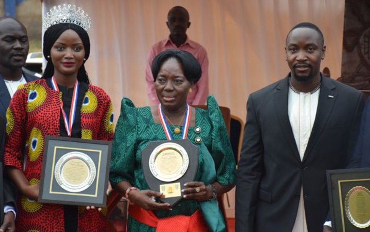 Kyabazinga of Busoga honours Miss World Africa - Miss World