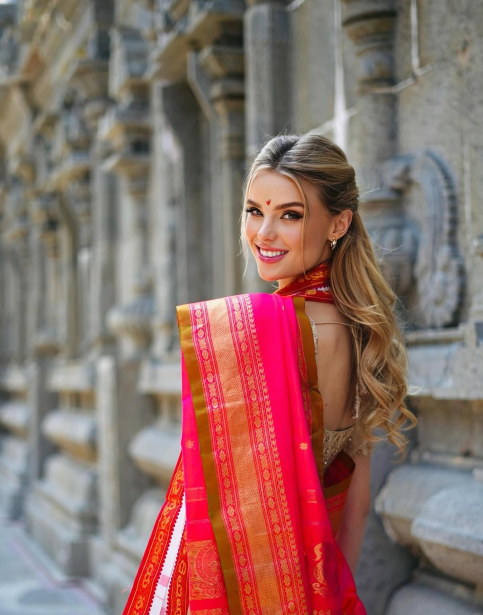 Miss World Saree