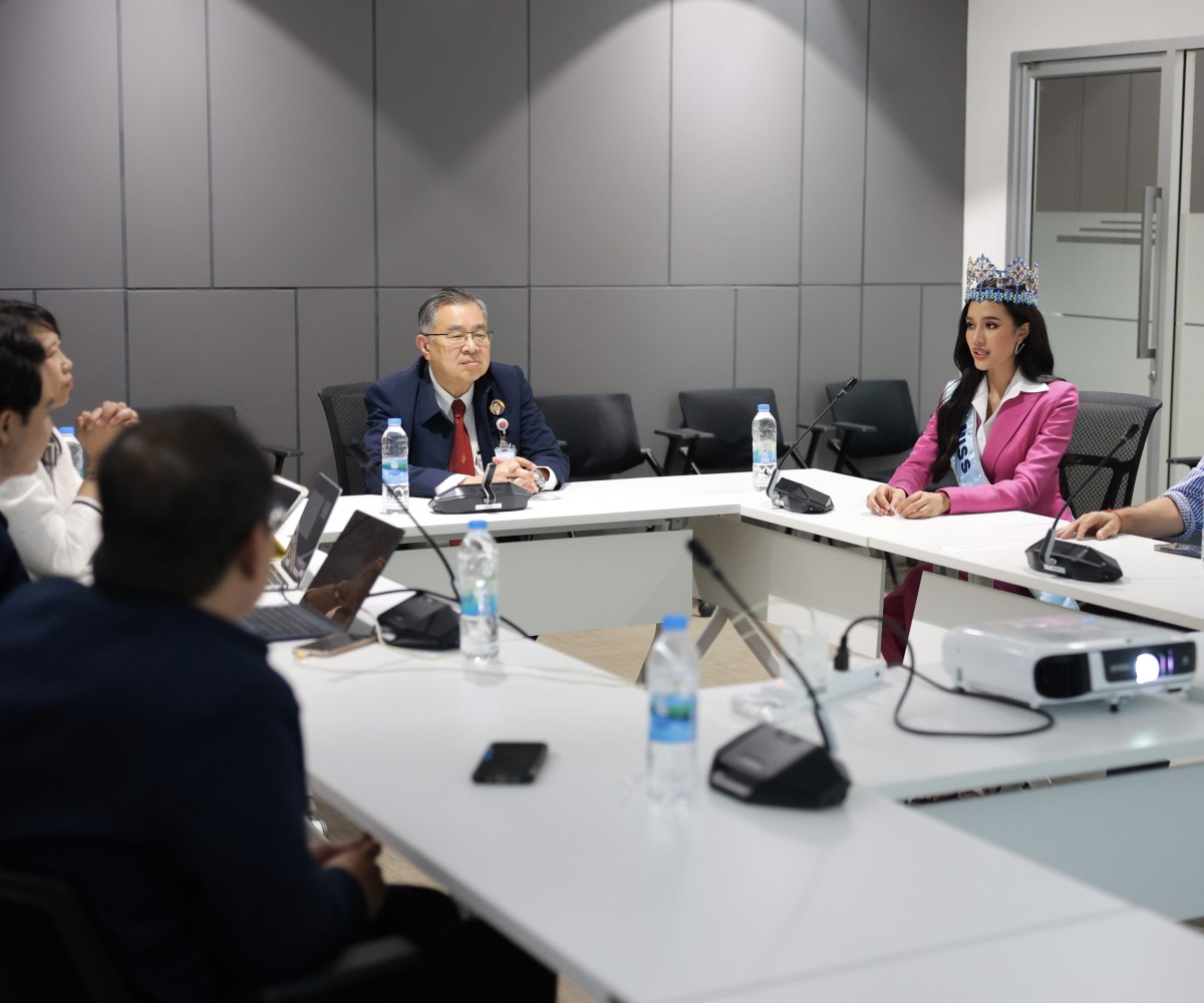 Opal Suchata Visits Chulabhorn Research Institute to Explore Advances ...