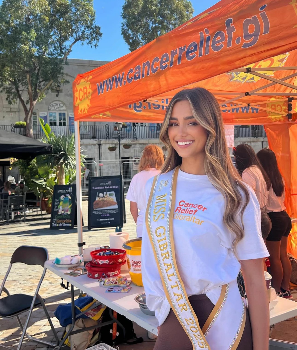 Miss Gibraltar Julia Horne Supports Paws for a Cause Charity Walk ...