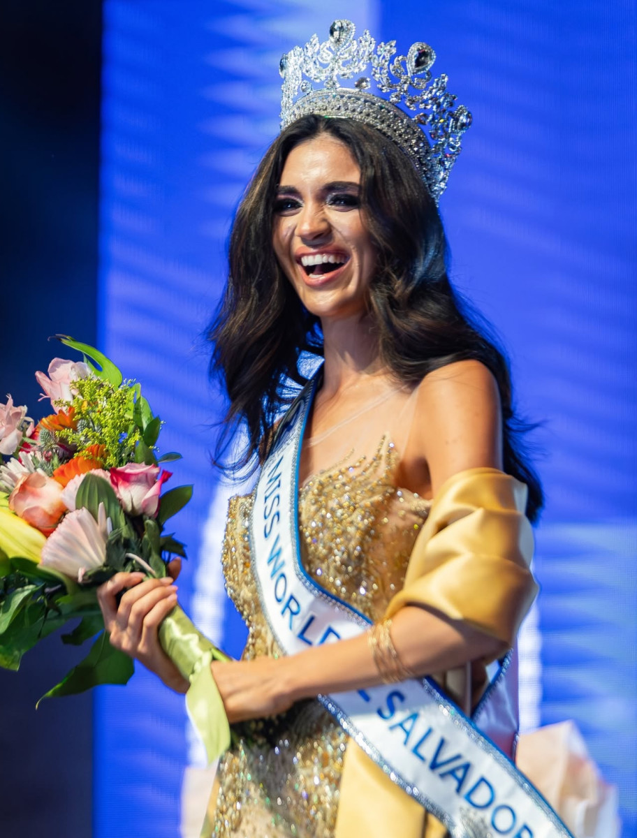Adriana Rivas is crowned Miss World El Salvador 2025/26 - Miss World