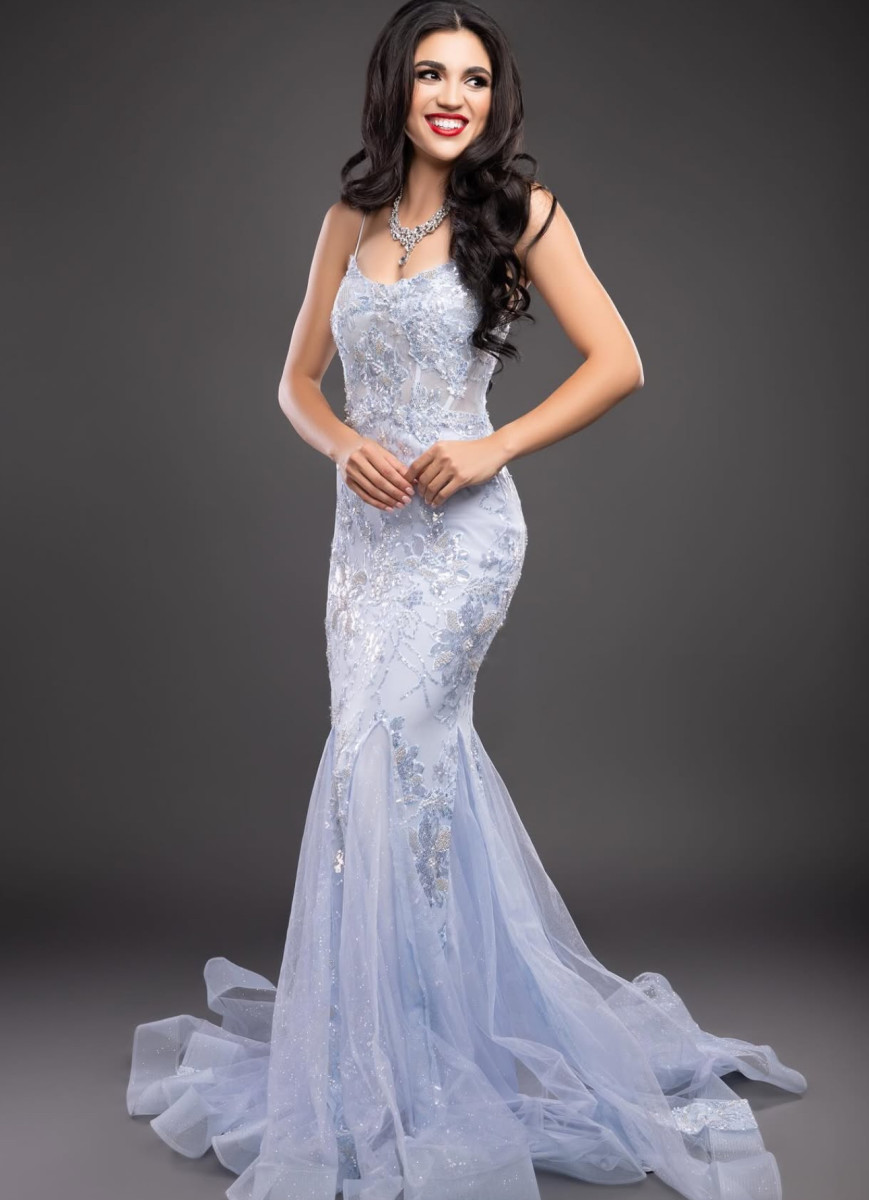 Adriana Rivas is crowned Miss World El Salvador 2025/26 - Miss World