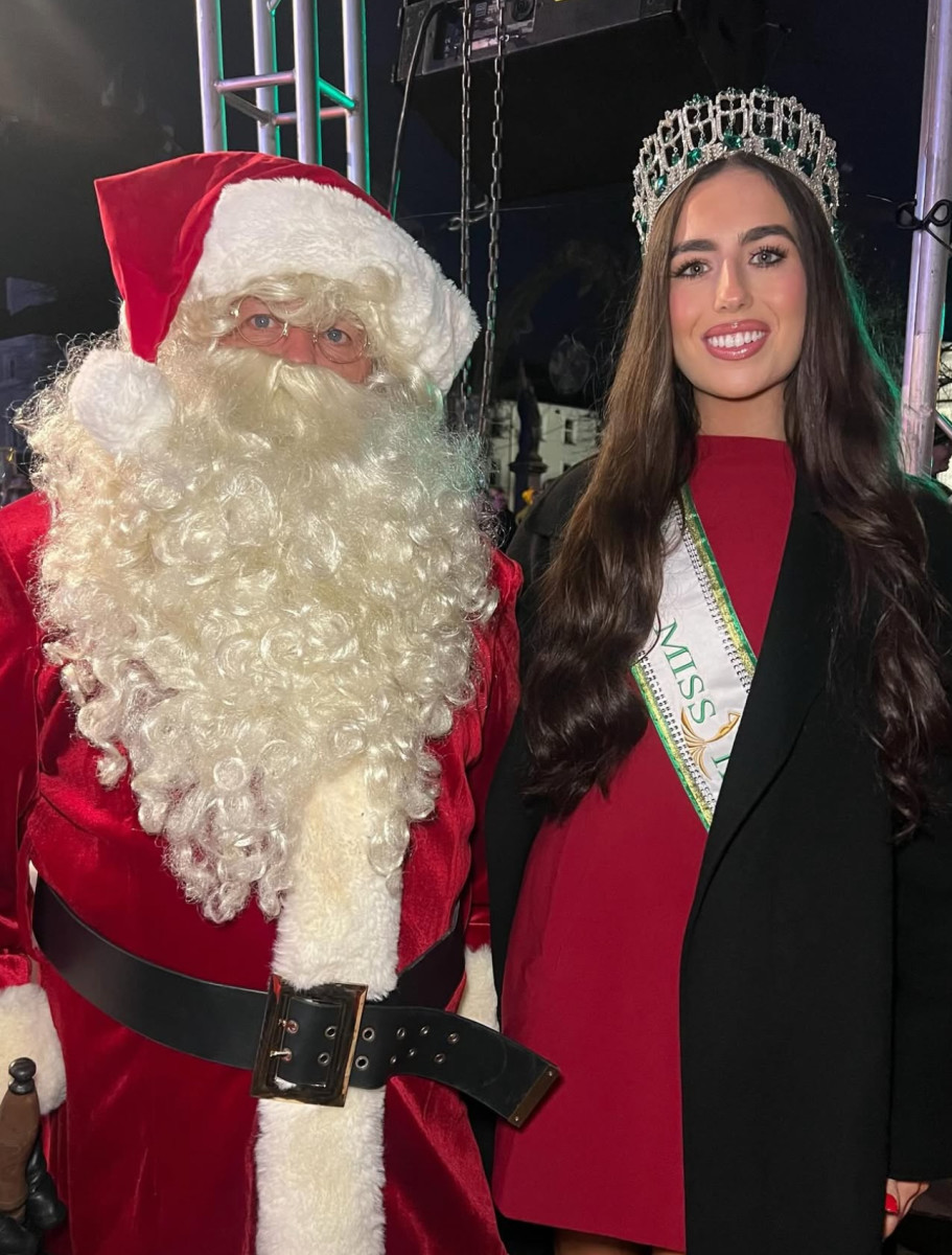 Miss Ireland Caoimhe Kenny Lights Up Her Hometown with Ireland’s ...