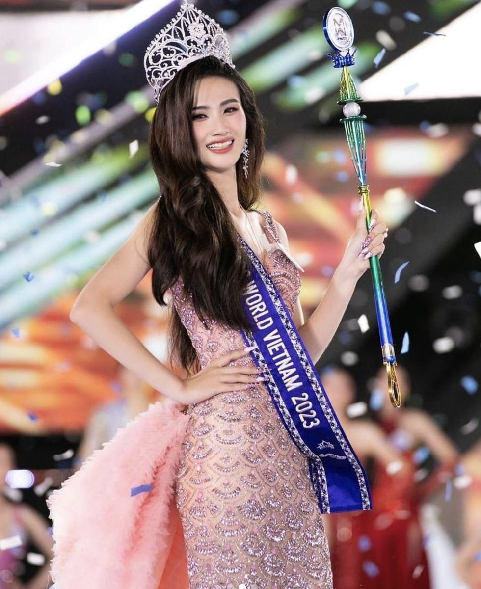 Miss World Vietnam for the 72nd Miss World Festival - Miss World